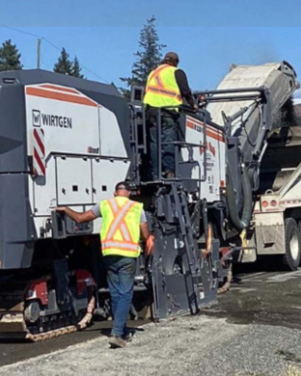 DAWSON CONSTRUCTION EARNS TOP PAVING HONOUR FROM PROVINCE | Business ...