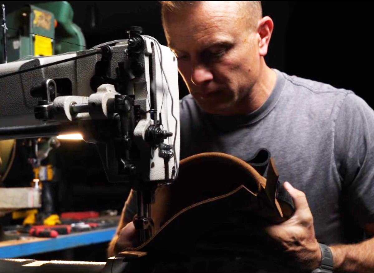 AKRIBIS CUSTOM TOOL BELTS A BIG HIT WITH TRADES | Business Examiner